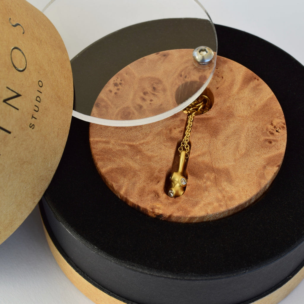 Barnacle Cluster Necklace – Ninos Studio